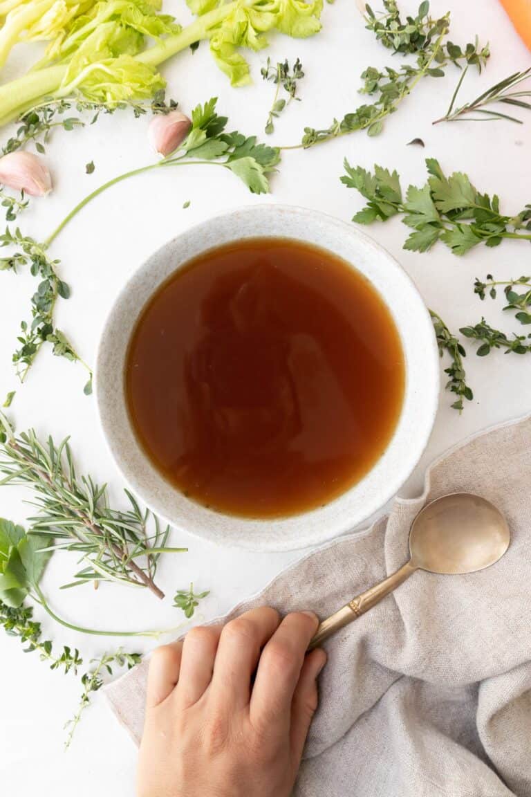 Homemade Lamb Bone Broth Recipe (Super Nutritious)