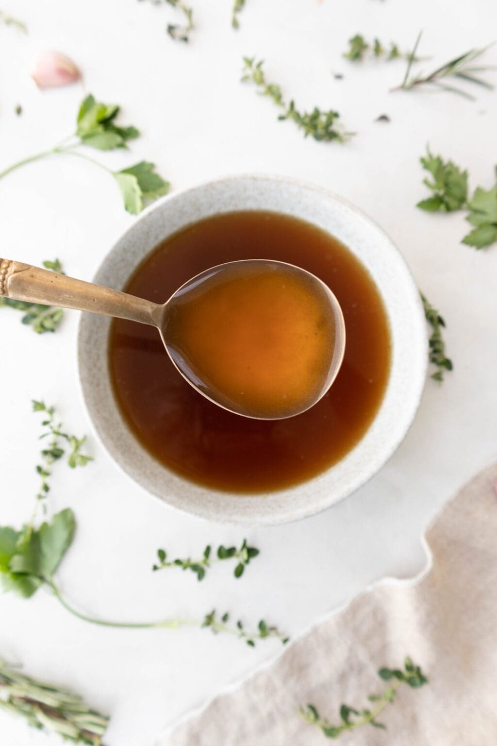 Homemade Lamb Bone Broth Recipe (Super Nutritious)