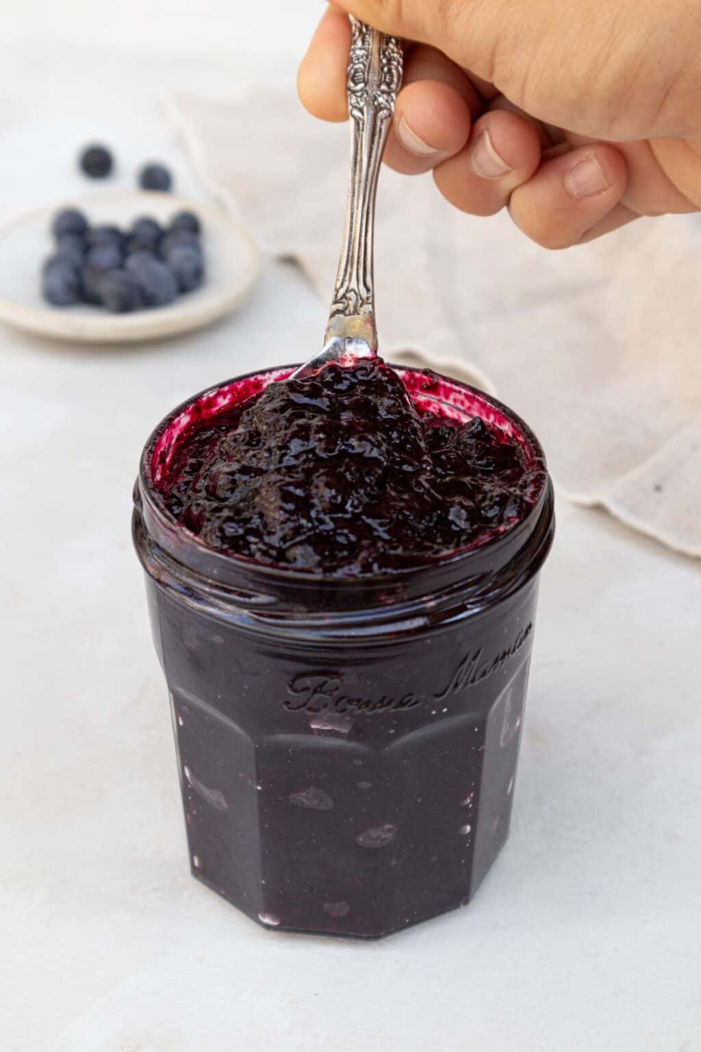 Homemade Low Sugar Blueberry Jam Recipe (Easy)